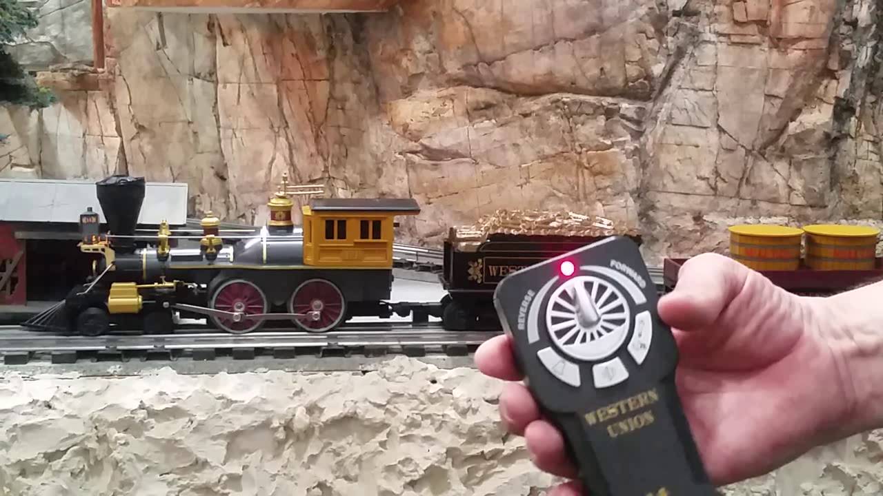 Review on a Lionel Fire Chief Western Union Telegraph Train Set - YouTube