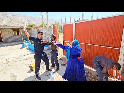 *Mr. Rahmat Repairs the Yard for House Security — The Evil Second Wife Must Choose Her Fate*