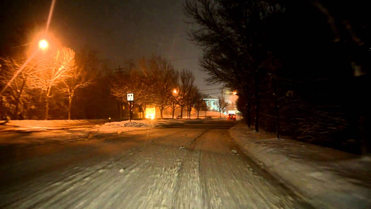 Driving in snow at night with Nikon D7000 - YouTube