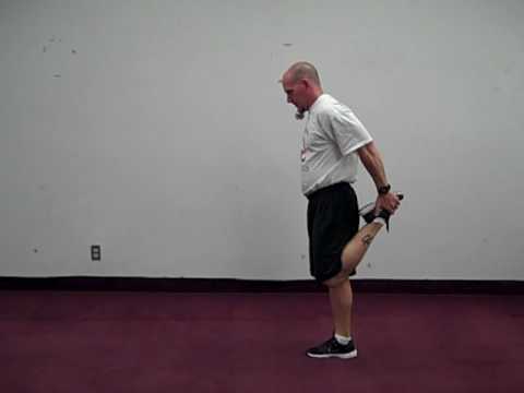Walking Quad Pull - YouTube