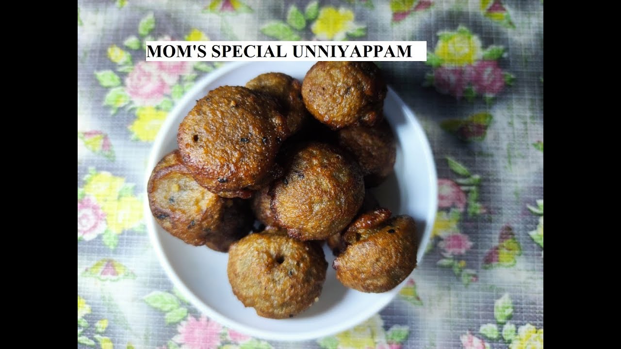 Amma's Unniyappam using ethapazham 😊(352) yummy yummy 😊 - YouTube
