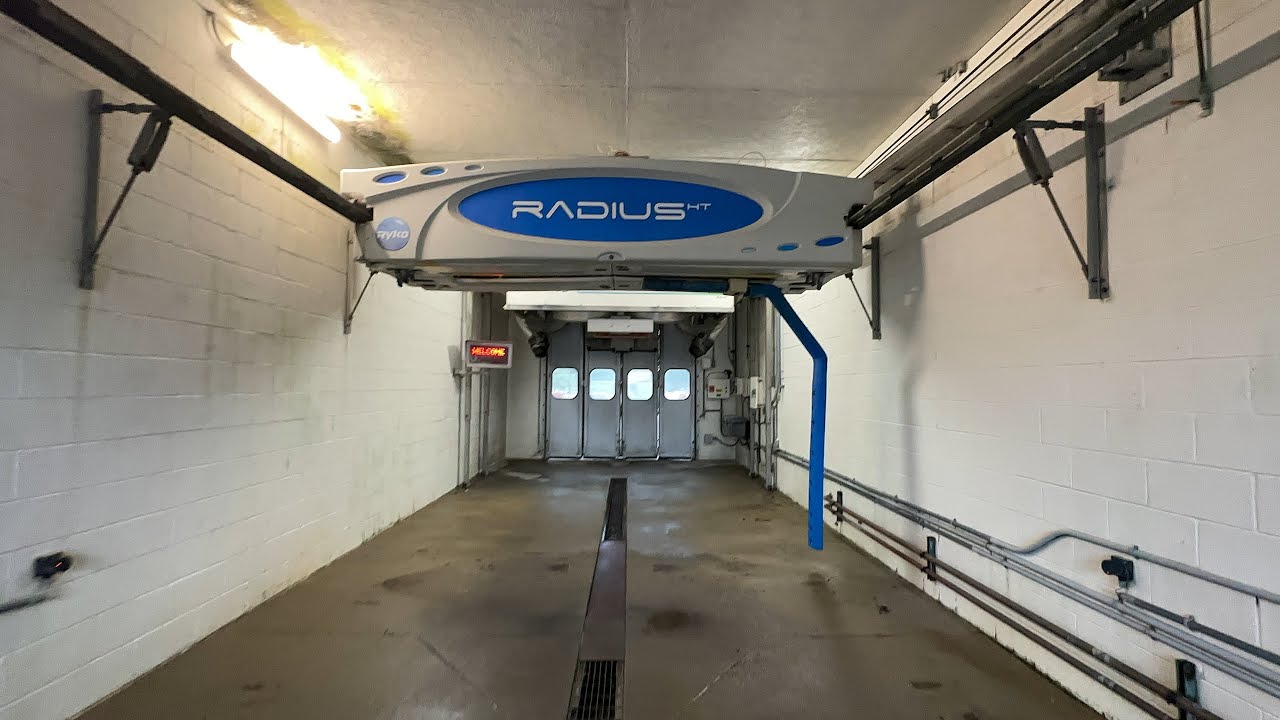 Ryko Radius HT At Birchwood Car Wash - Johnston IA - YouTube