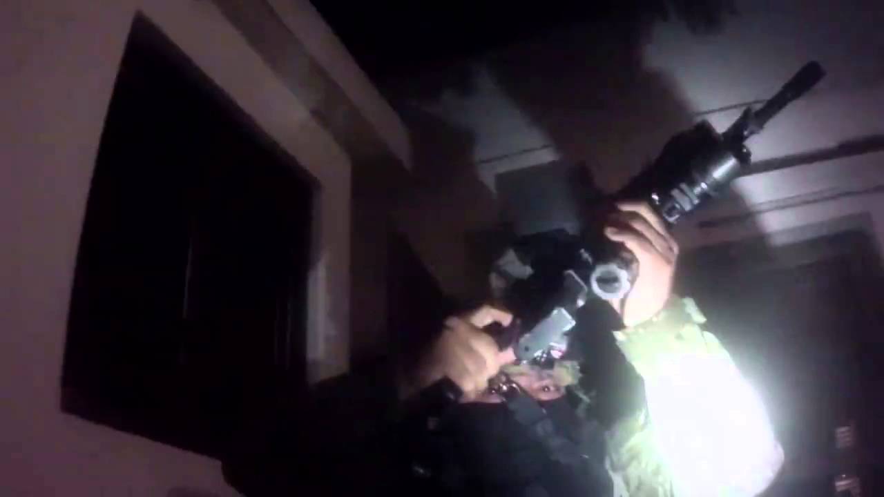 El Chapo Safe House Raid Video Footage 2016 - Joaquín "El Chapo" Guzmán ...