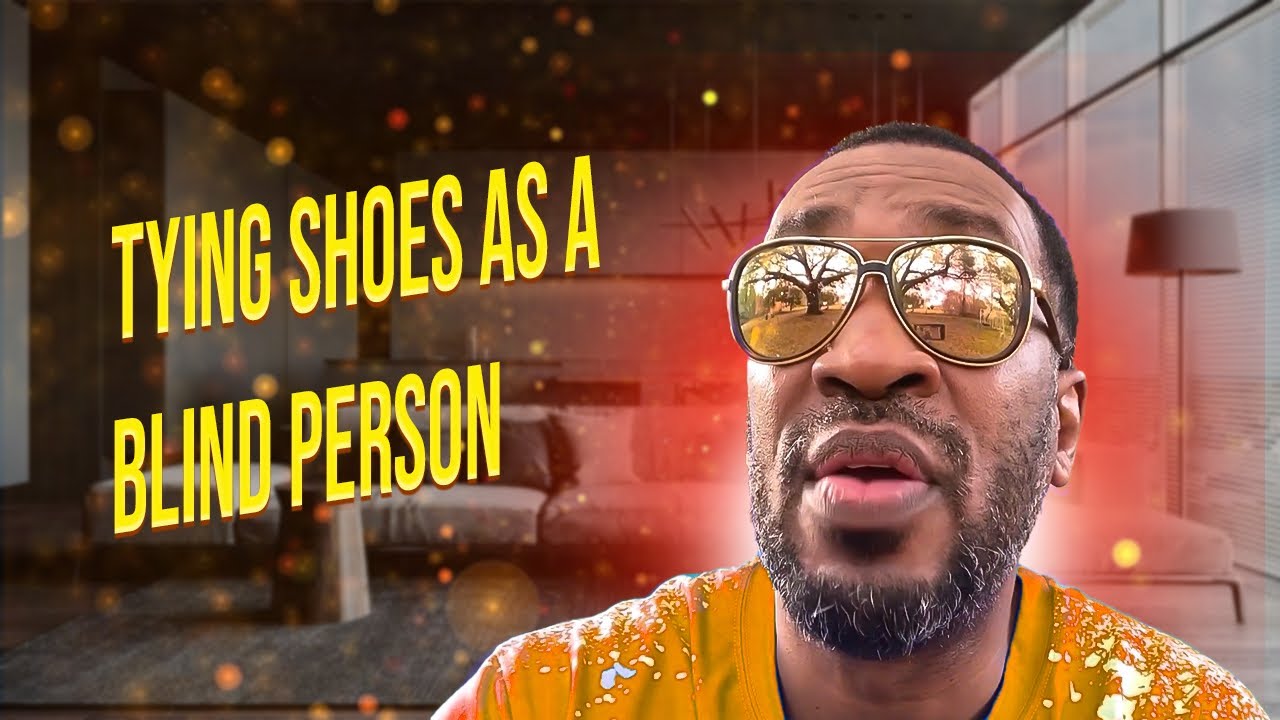 Tying shoes as a blind person - YouTube
