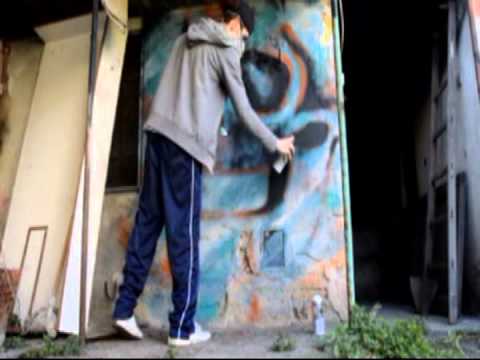 3204E feat. PEPPA PIG - fast graffiti video - YouTube