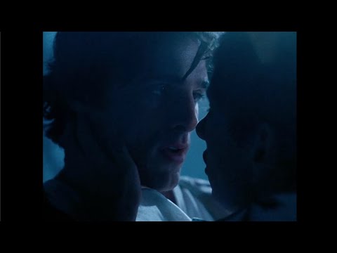 Oliver & Felix kiss scene | Saltburn Movie