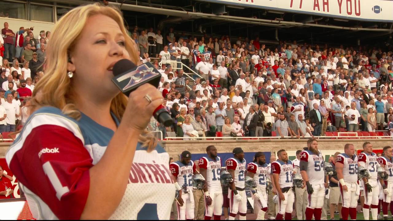 Julie Levac Anthem 2015 - YouTube