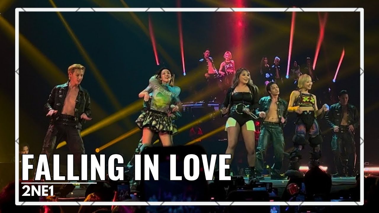241116 2NE1 - 'FALLING IN LOVE' | WELCOME BACK CONCERT MANILA (DAY 1) 4K - YouTube