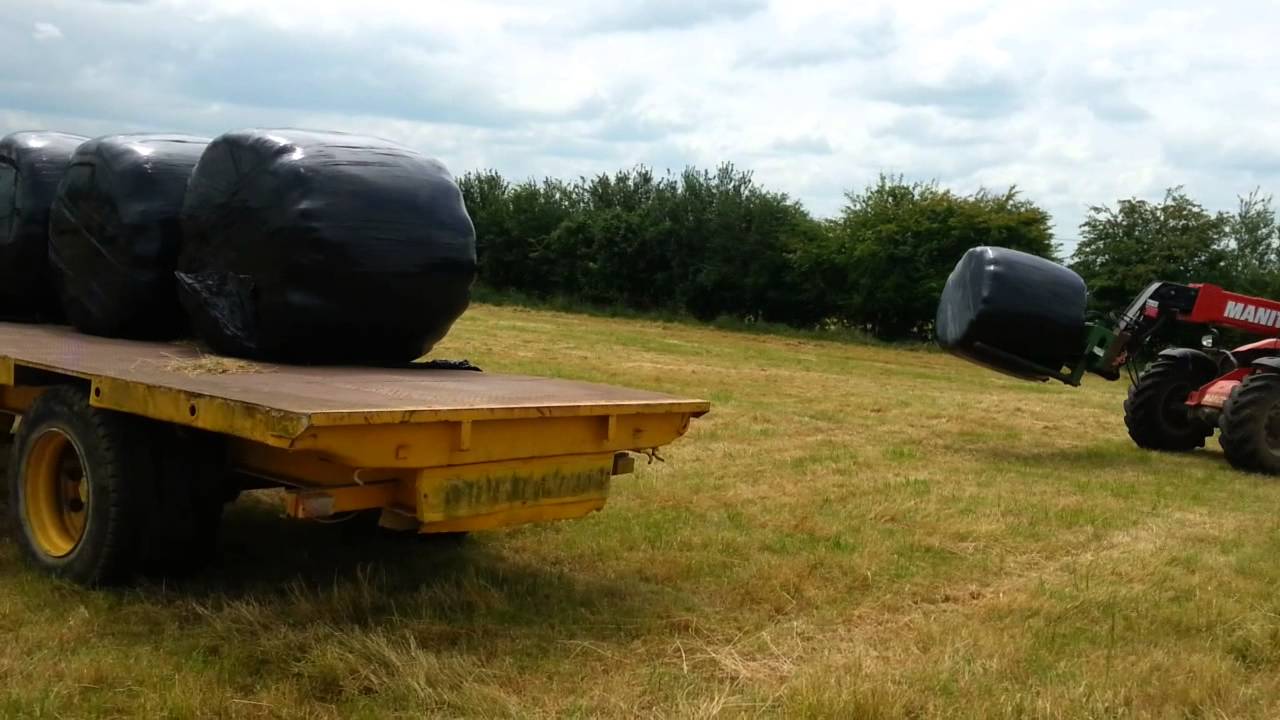 Carting silage bales, myself, Johnboy & Martin. - YouTube