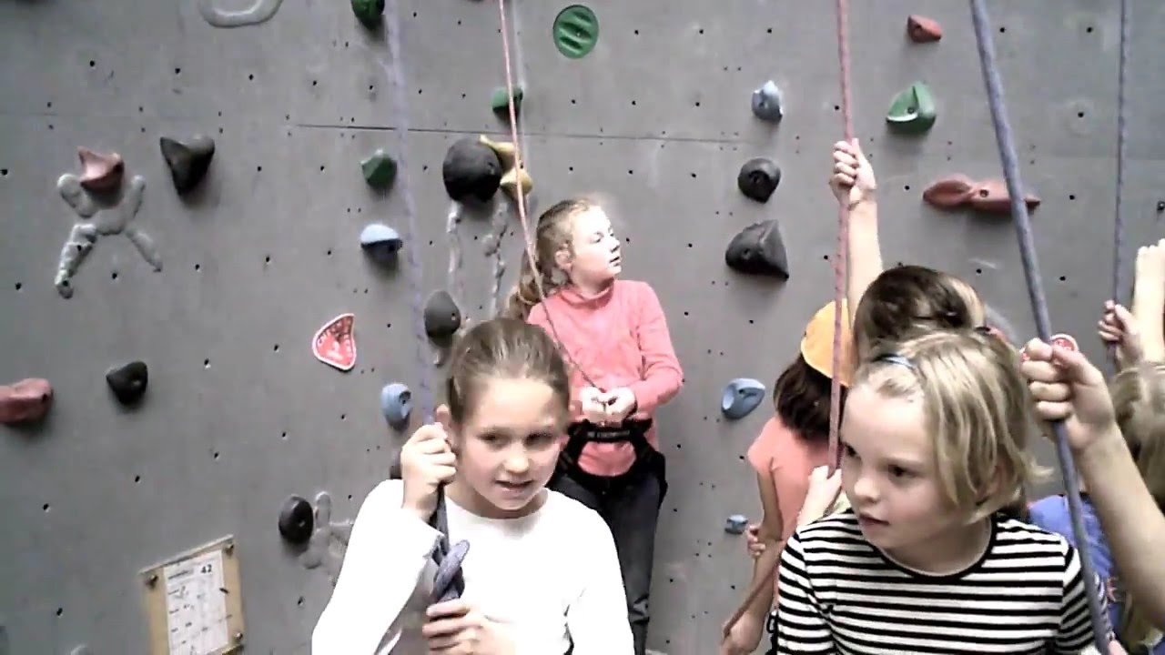 Klimfeest MHV Maarssen M8E1 27 nov 2010.wmv - YouTube