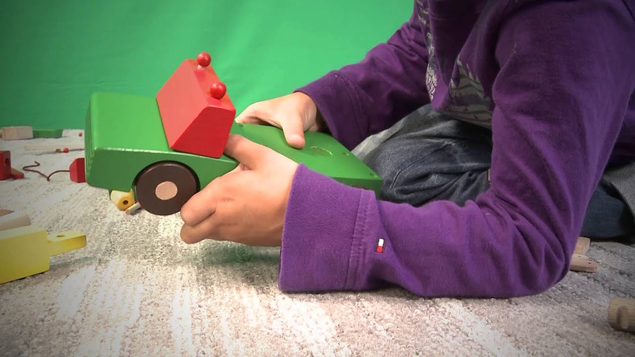 Dřevěné hračky MOY TOY - YouTube