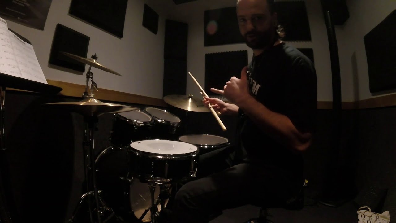 Beginner Drums: Lesson 31- Surf Rock - YouTube