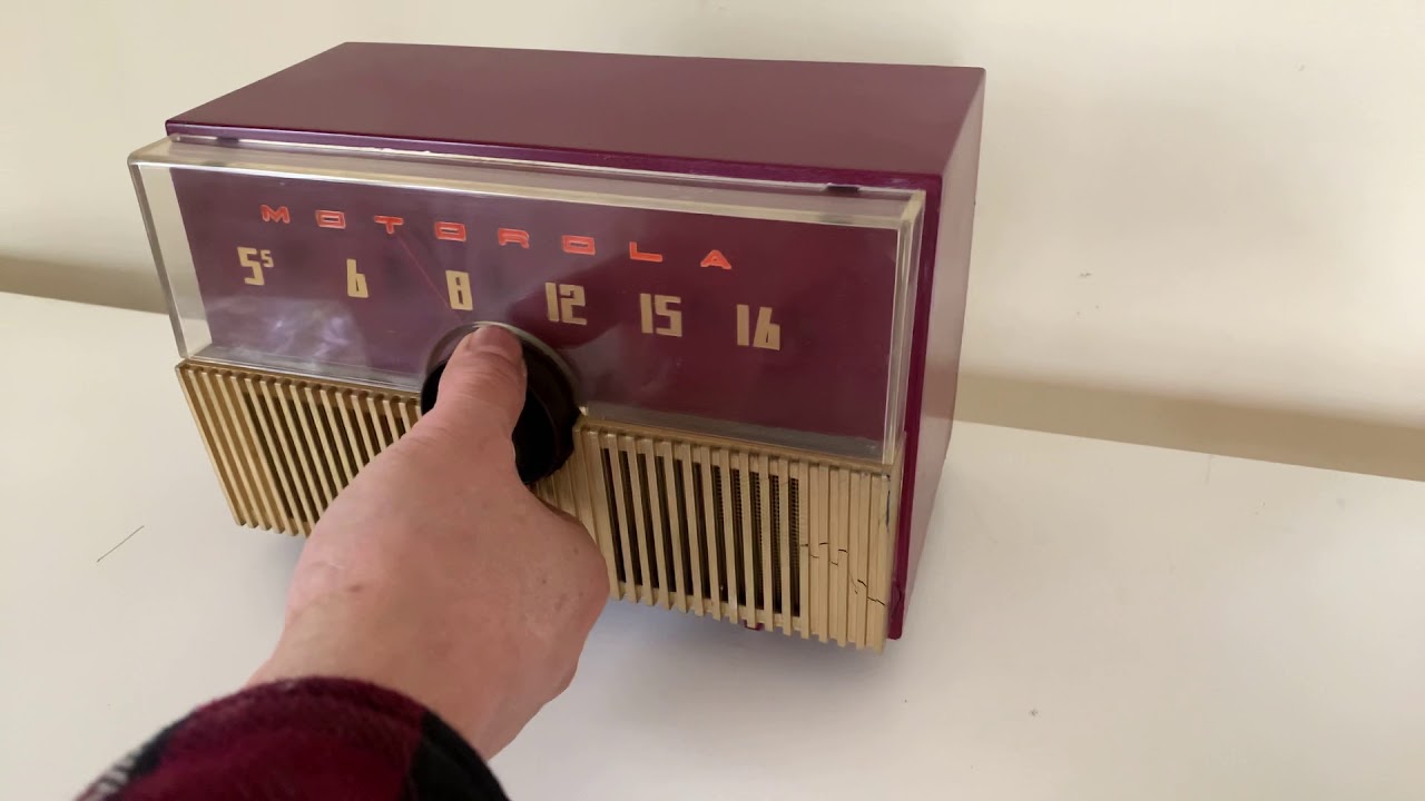 Crimson Red 1951 Motorola Model 52H Vacuum Tube AM Radio High Quality ...