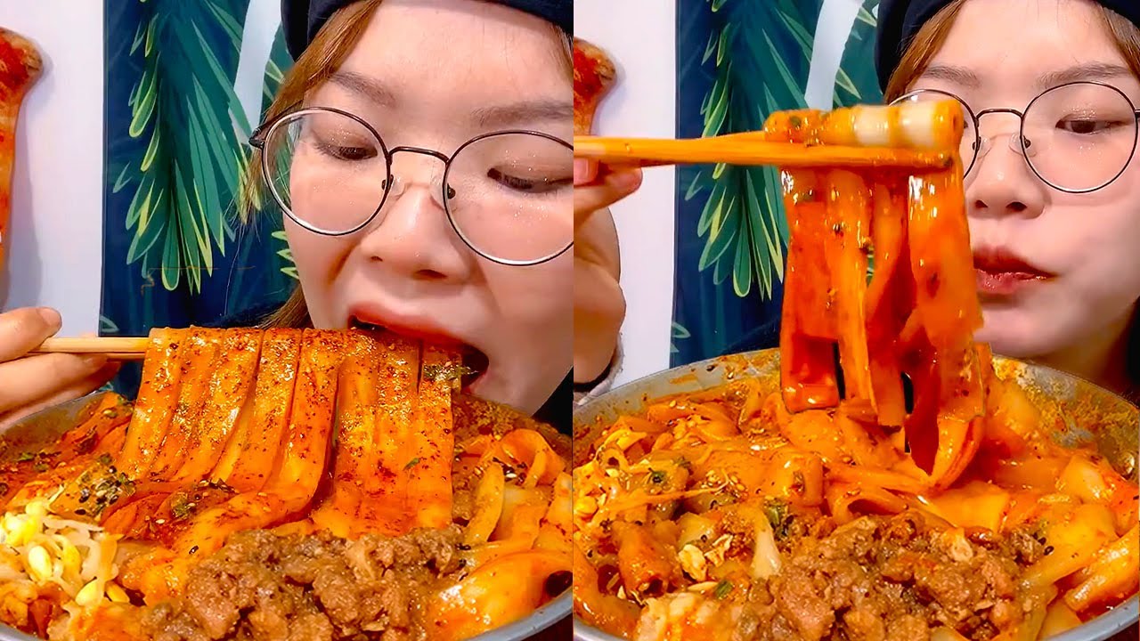 【ASMR MUKBANG】巨辣寬粉吃播挑戰，寬粉粘稠香辣，大口吸粉！wide powder fast eating,wide powder ...