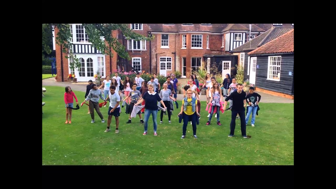 Vacances Educatives 2014 Hethersett Old Hall School - YouTube