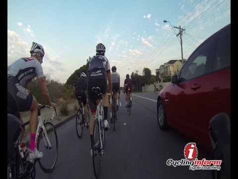 How to Overtake a Cycling Bunch Safely - YouTube