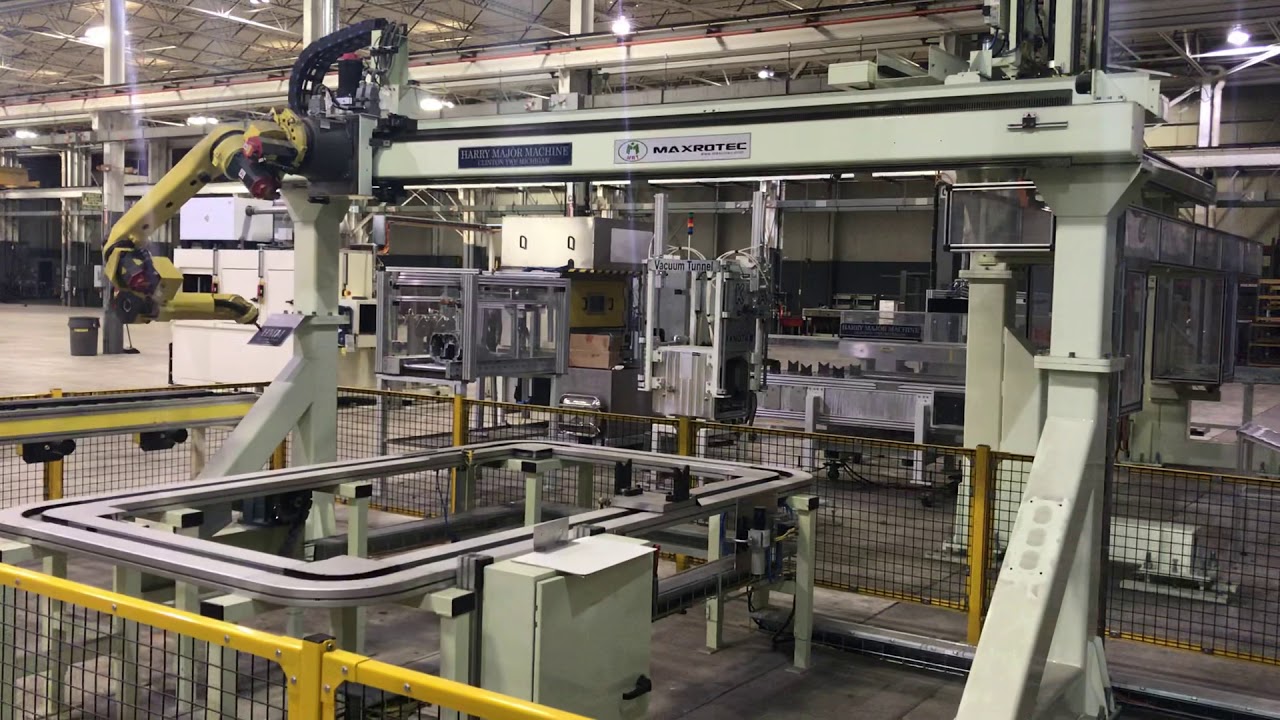 Fanuc M-20iA Flying Gantry Robot, S/n F149191, 5-Meter Stroke - YouTube