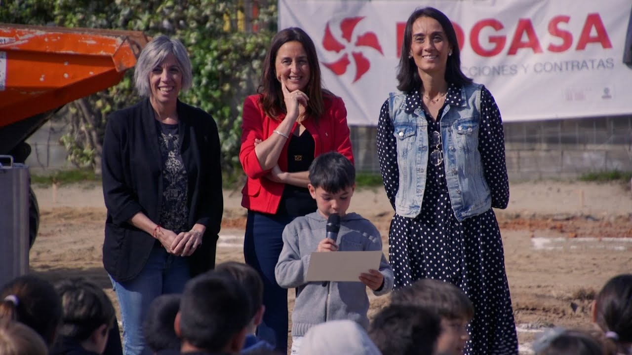 Acte institucional de col·locació de la primera pedra de l'IE Sant ...