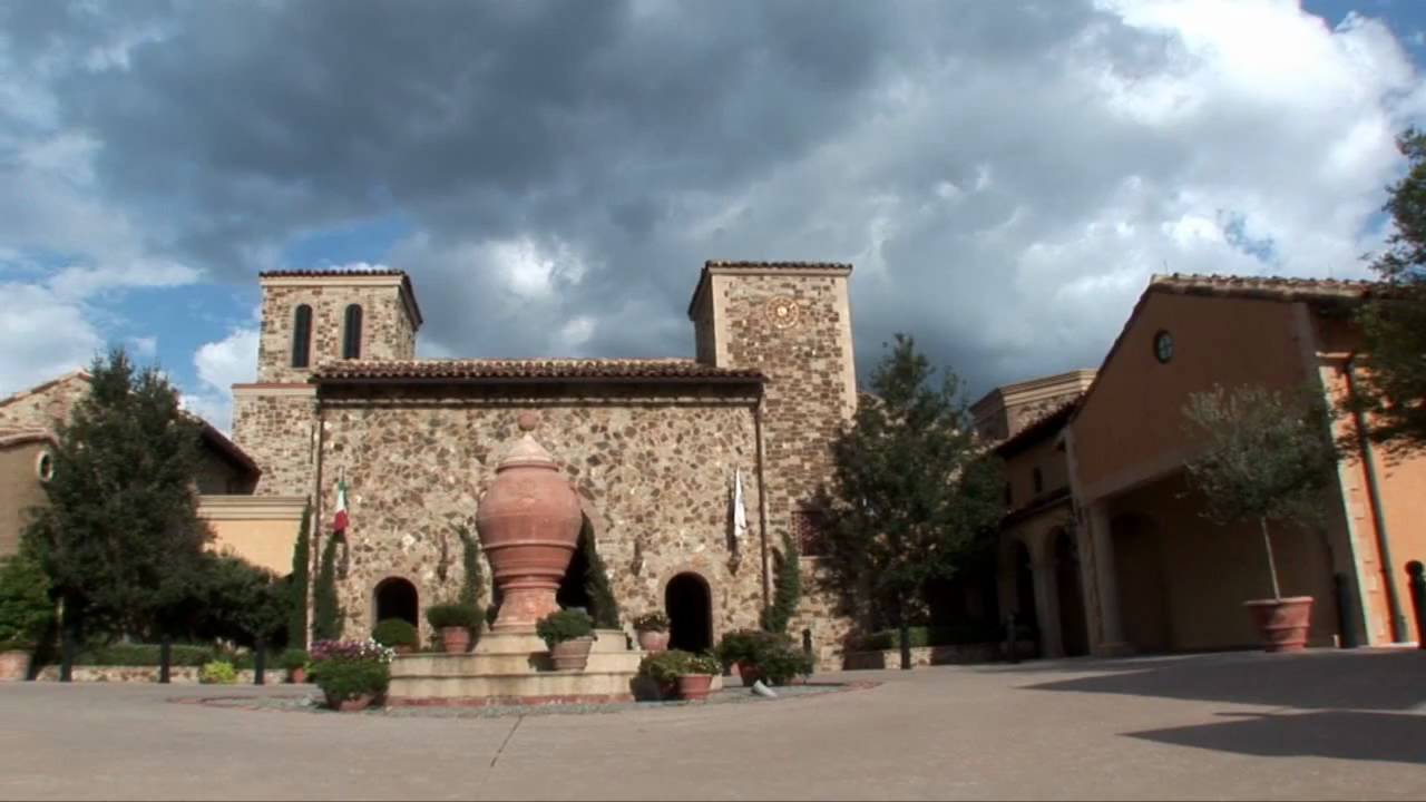 Luxury Golf Community in Central Florida Bella Collina - YouTube