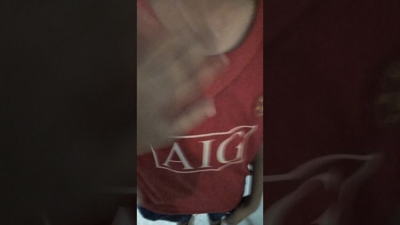 slapping my friend's chest for 19 seconds - YouTube