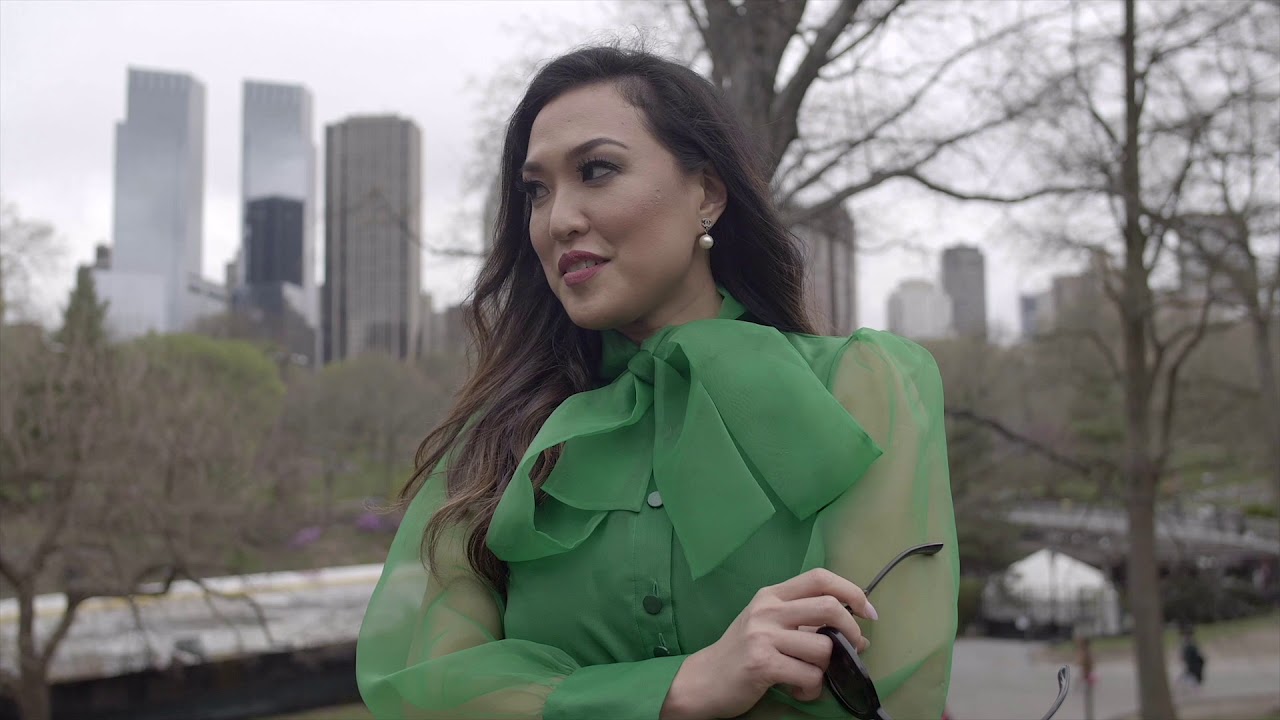 Mrs World 2018's Year of Adventure - YouTube