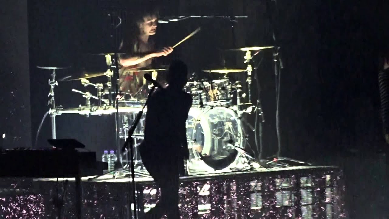 The 1975 - The City - YouTube