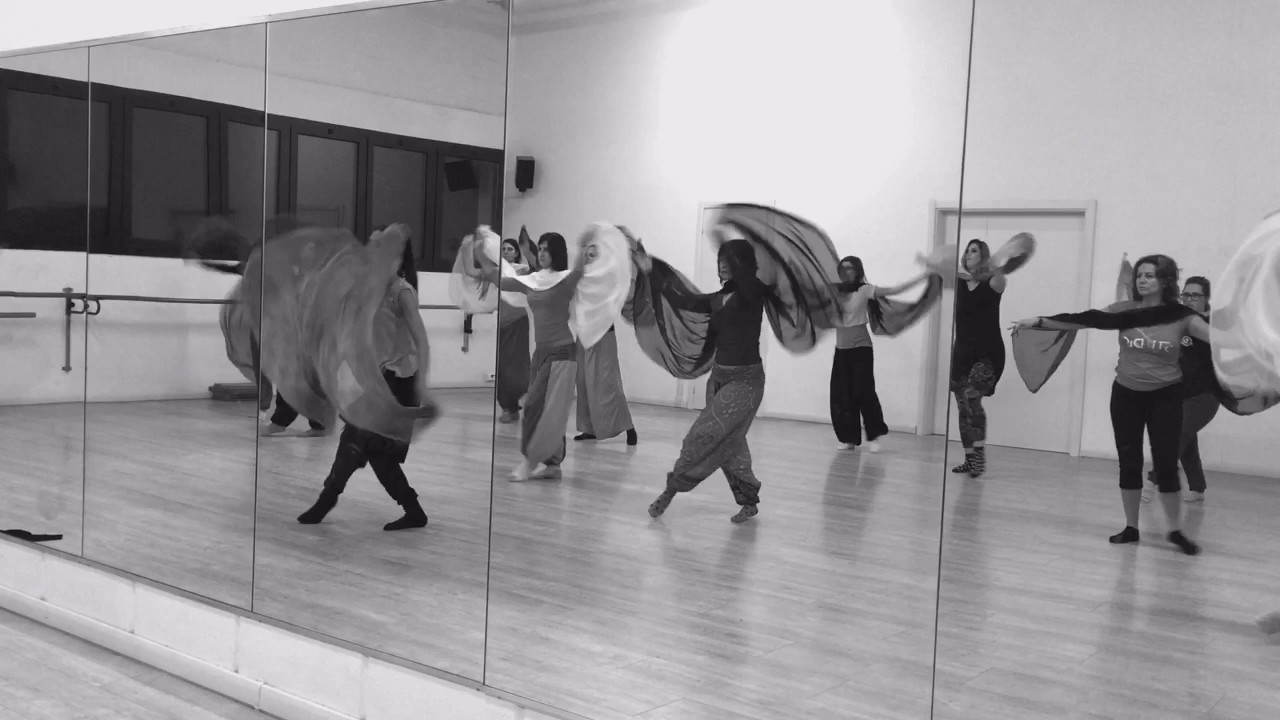 Sara Costa dance lesson - YouTube