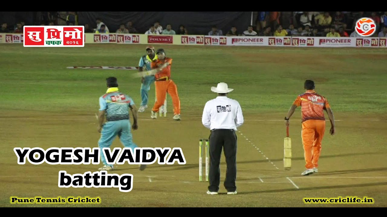 Yogesh Vaidya batting in Suprimo Premier League 2016 - YouTube