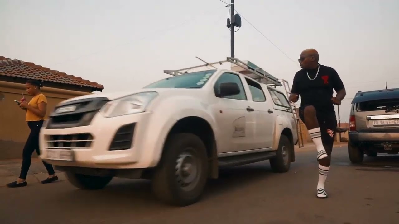 Tman Xpress ( ft Dj Stumaza ) - FREYA ( Official Visiualizer ) - YouTube