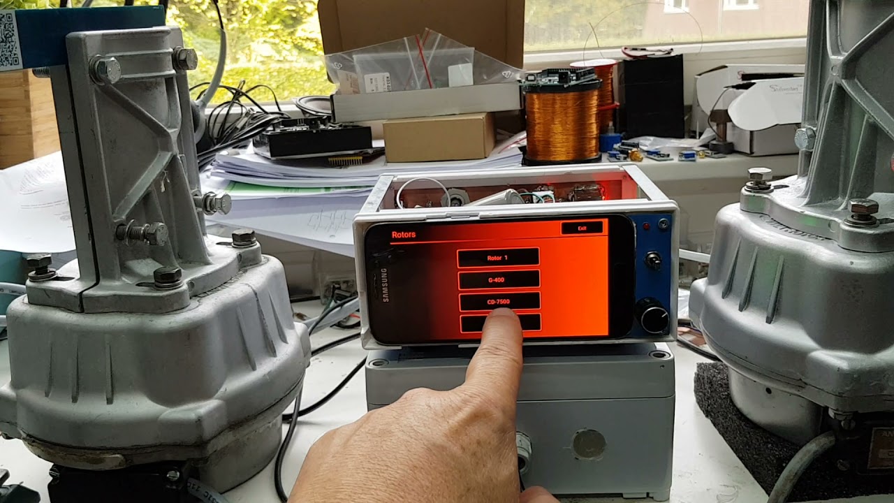 Demo with Visual Rotor, controlled by a Android Phone. - YouTube
