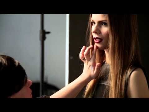 CRISTINA GAVIOLI COLLECTION - Video Backstage Collezione Autunno-Inverno 2015-16