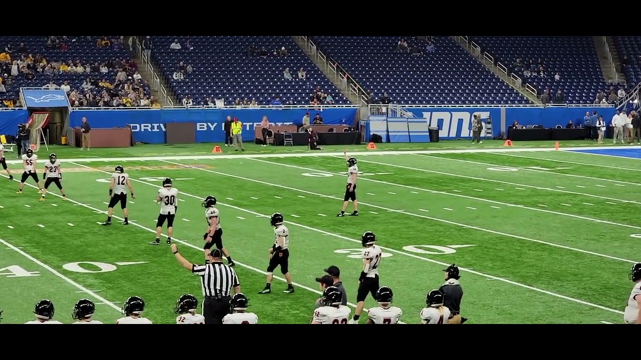November 25th, 2022 MHSAA D8 State Final at Ford Field. Long kick off ...