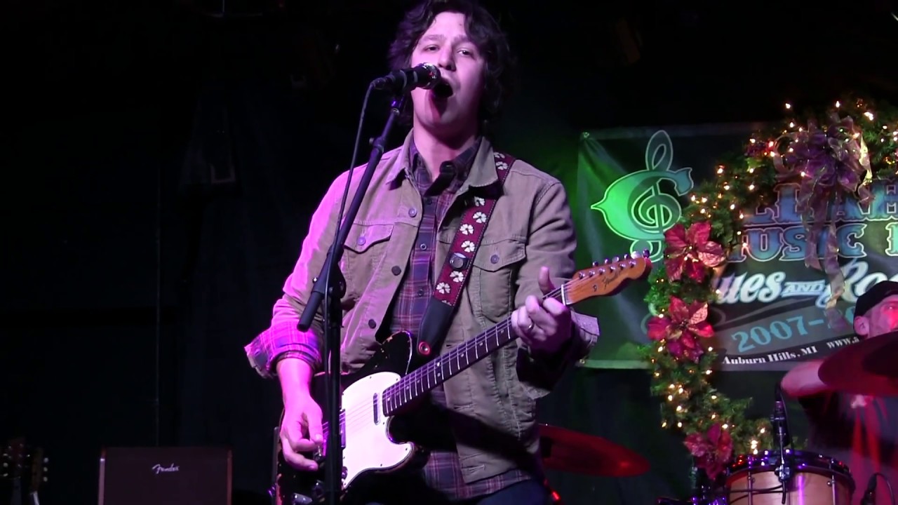 ''GOVERNMENT ROW'' - DAVY KNOWLES BAND @ Callahan's, Dec 2018 - YouTube