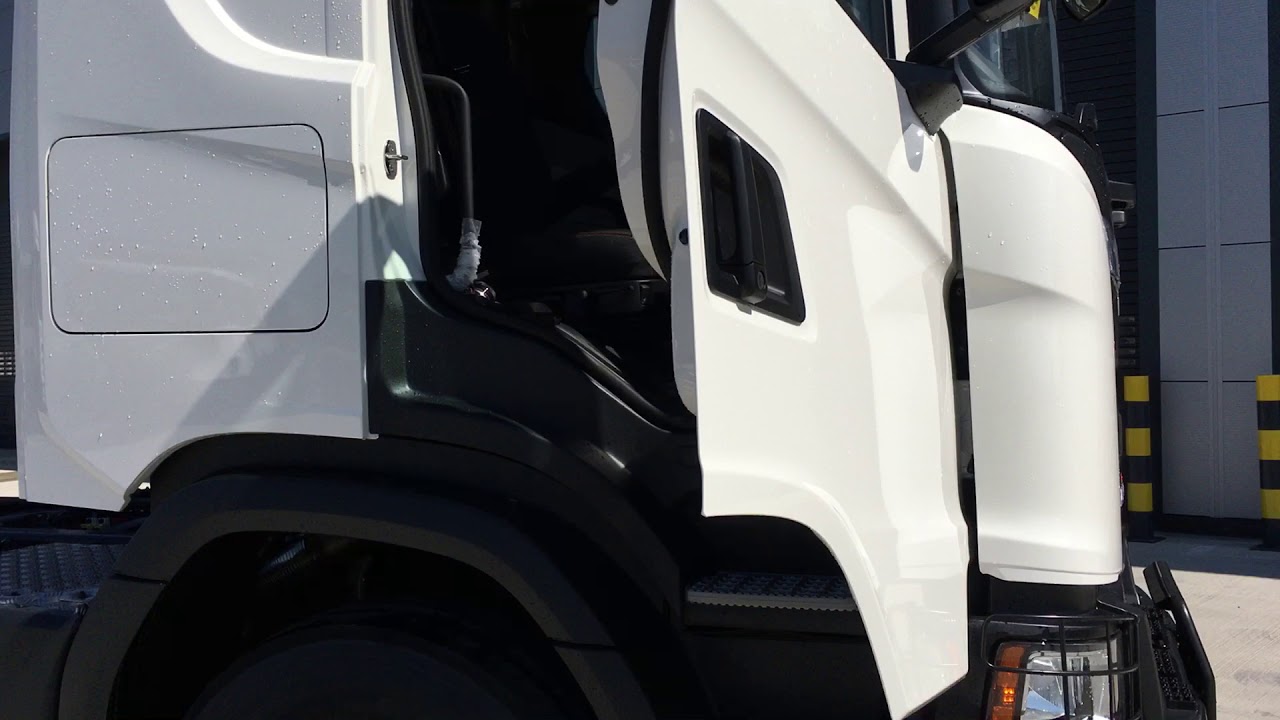 Inside the XT Scania cab - YouTube