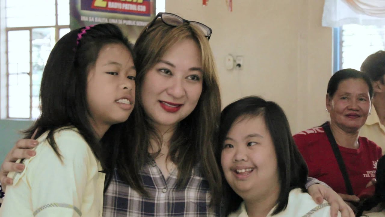 DZMM AKSYON NGAYON CHRISTMAS GIFT GIVING 2014 - YouTube