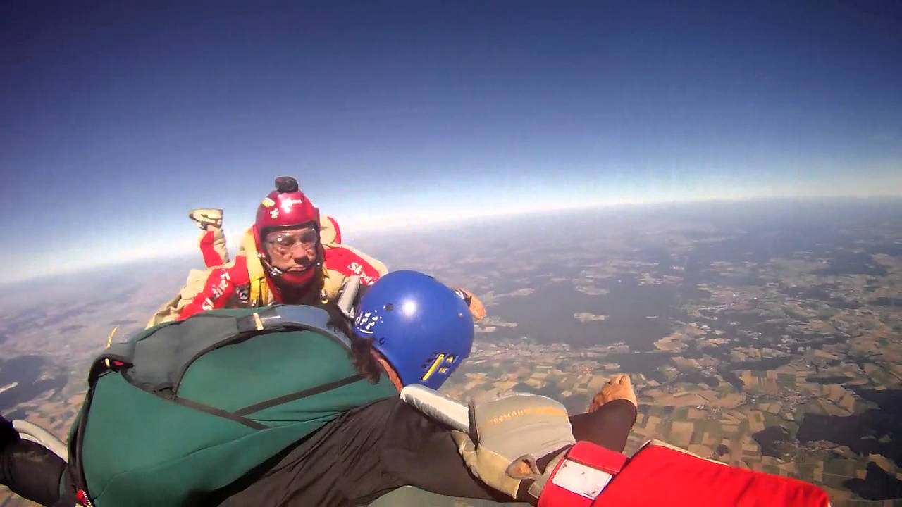 AFF Level1 Freifallen , Skydive , Freefall - YouTube