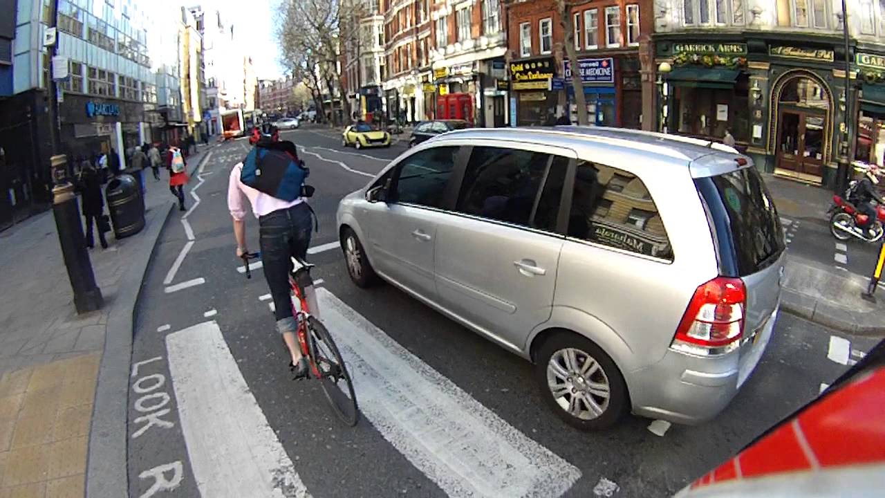 lady crossing zebra crossing near miss FD08 YUW - YouTube