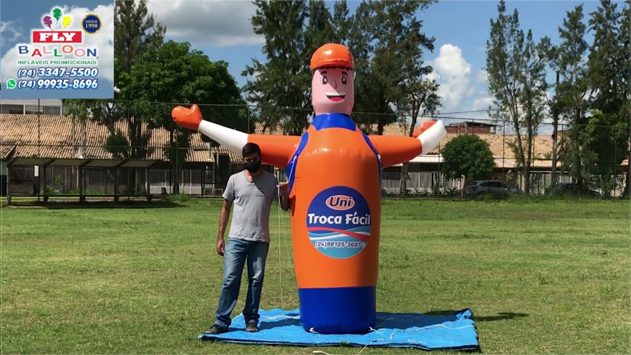 boneco Biruta inflavel propaganda promocional - YouTube