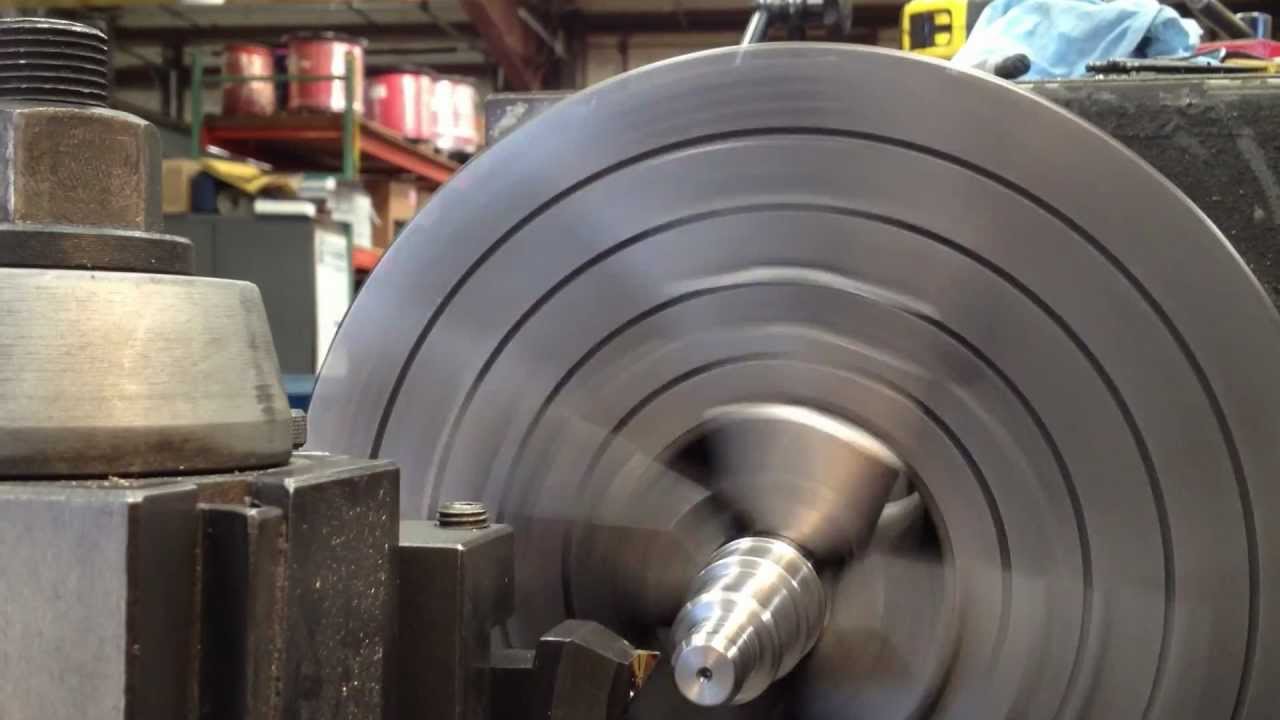 Cutting thread on hydraulic rod - YouTube