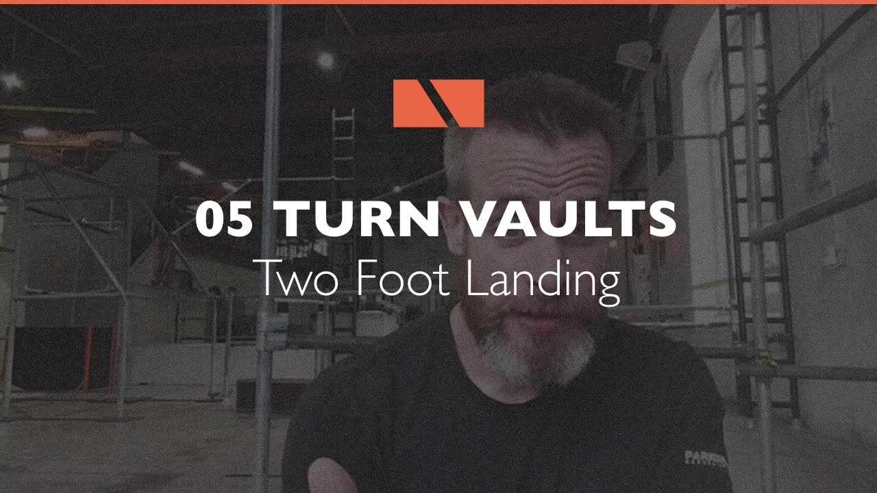 How to Turn Vault #05 - Two Foot Landing Parkour Tutorial. [125] - YouTube