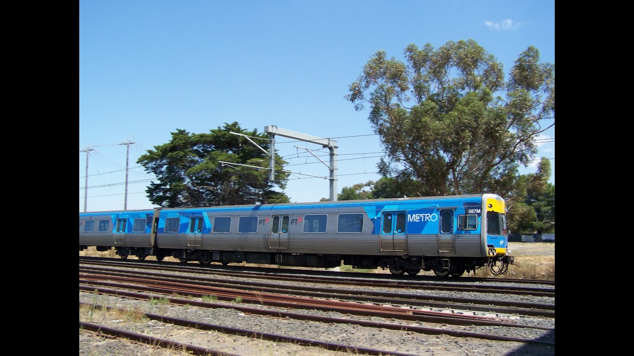 MELBOURNE SUBURBAN ELECTRIC TRAINS - YouTube