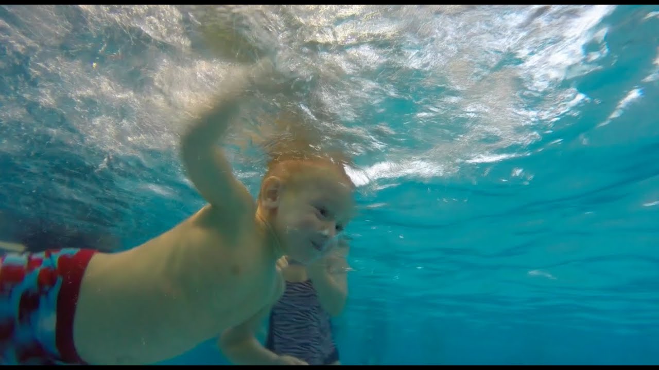 Новый год в бассейне 2015 / New Year in swimming pool 2015 - YouTube
