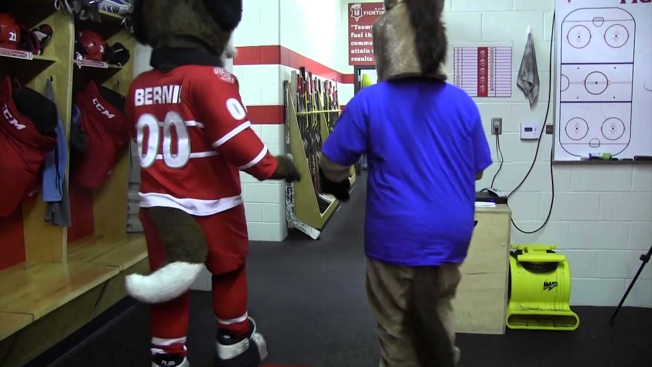 Mascot Mania: Gearing up - YouTube