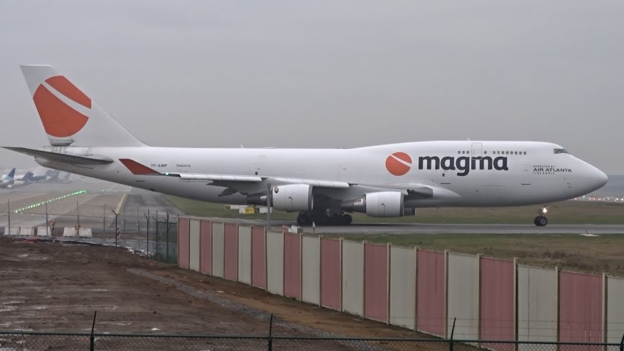 Magma Aviation 747 - Takeoff at Liège Airport - YouTube