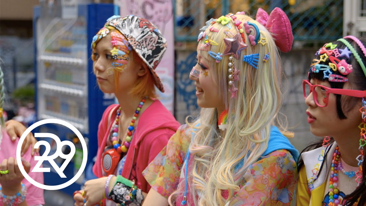 Fashion Trends Around The World | Style Out There | Refinery29 - YouTube