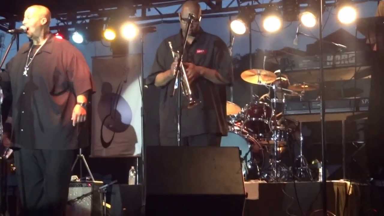 Big James and the Chicago Playboys - YouTube