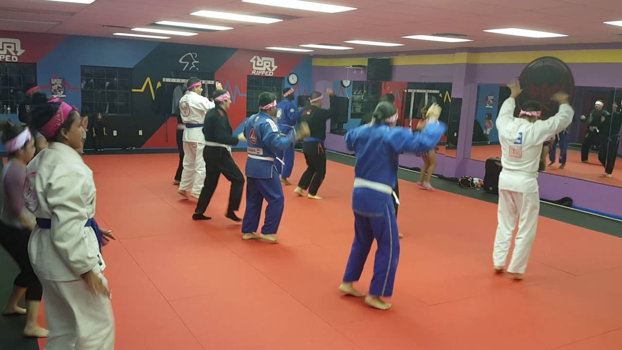Tough Brazilian Jiu-Jitsu guys doing Zumba!!! For "real men wear pink ...