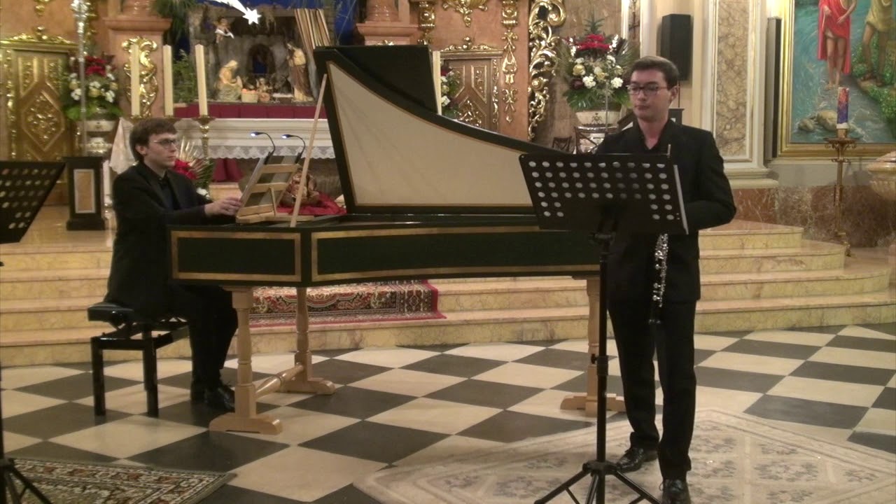 Vivaldi Oboe Sonata in C minor, RV. 53 | Pablo Pons | Do m - YouTube