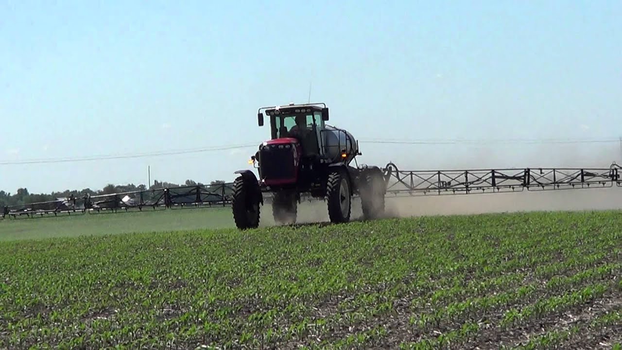 Versatile SX275 Sprayer with 100 foot boom. - YouTube