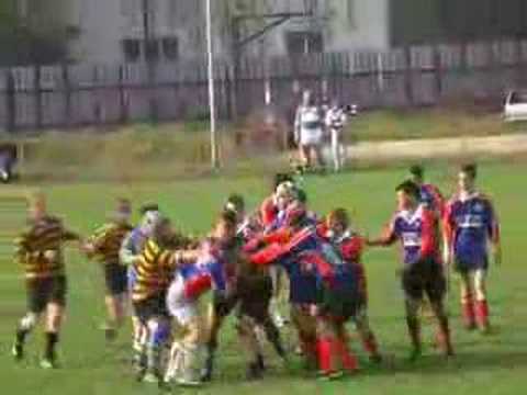 junior rugby fight - YouTube